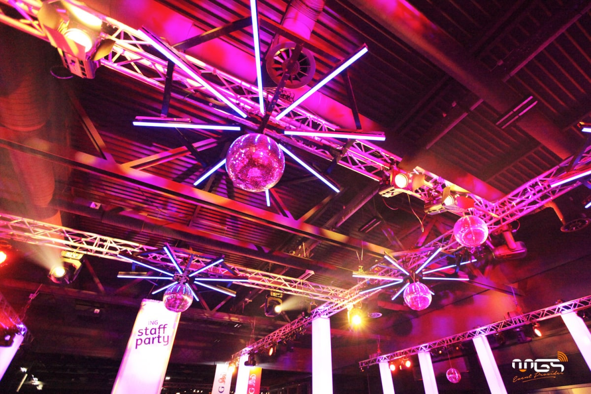 Octostrip Showtec - MGS EVENT PROVIDER